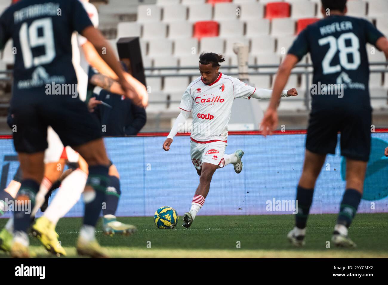 Bari, Italy. 21st Dec, 2024. Mehdi Dorval of SSC Bari during the ...