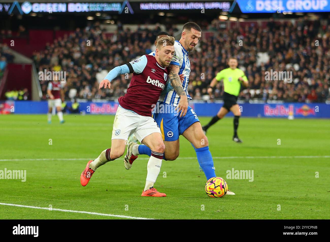 London Stadium, London, UK. 21st Dec, 2024. Premier League Football ...