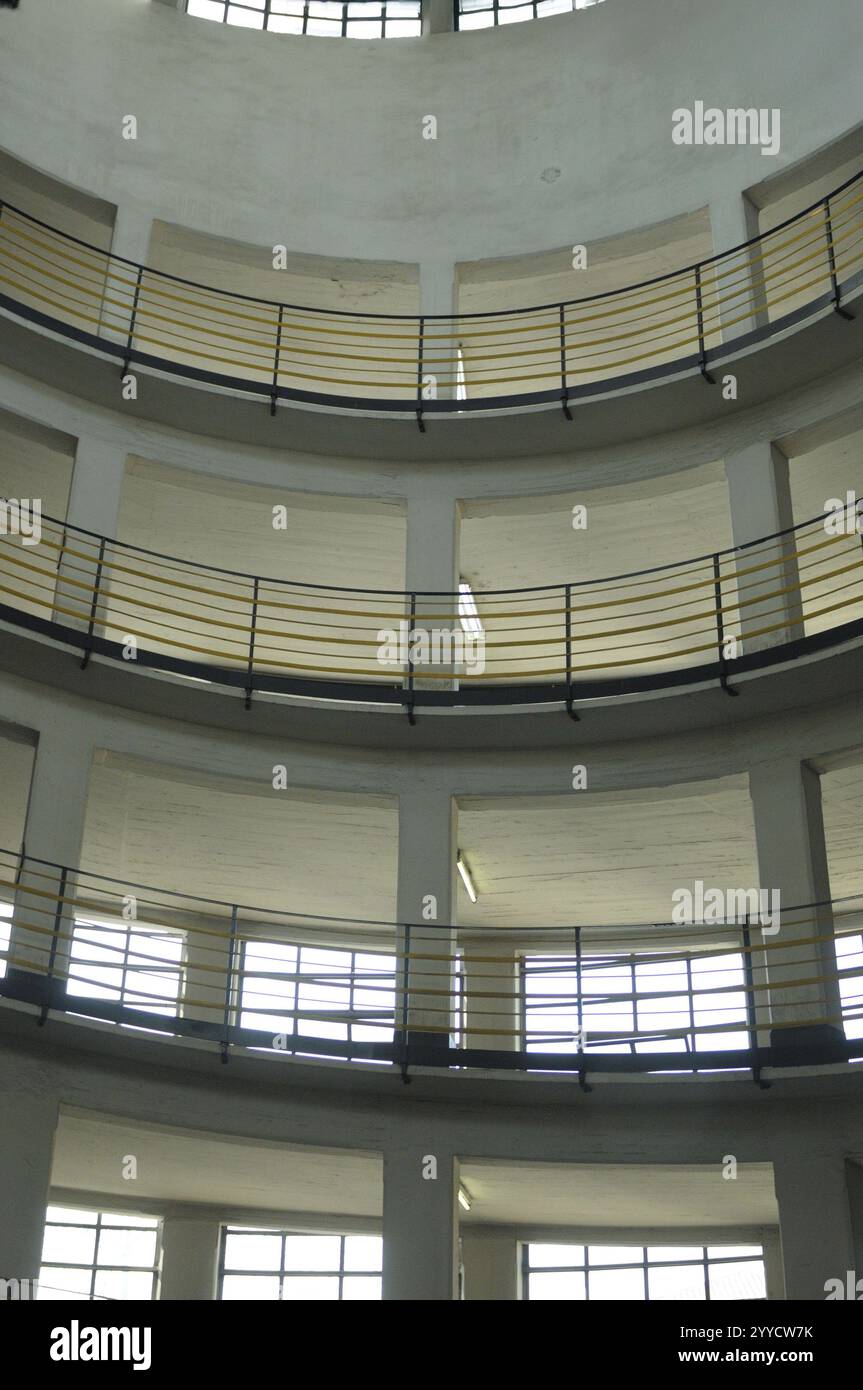 Interior view of a multi-storey, circular multi-storey car park with ...