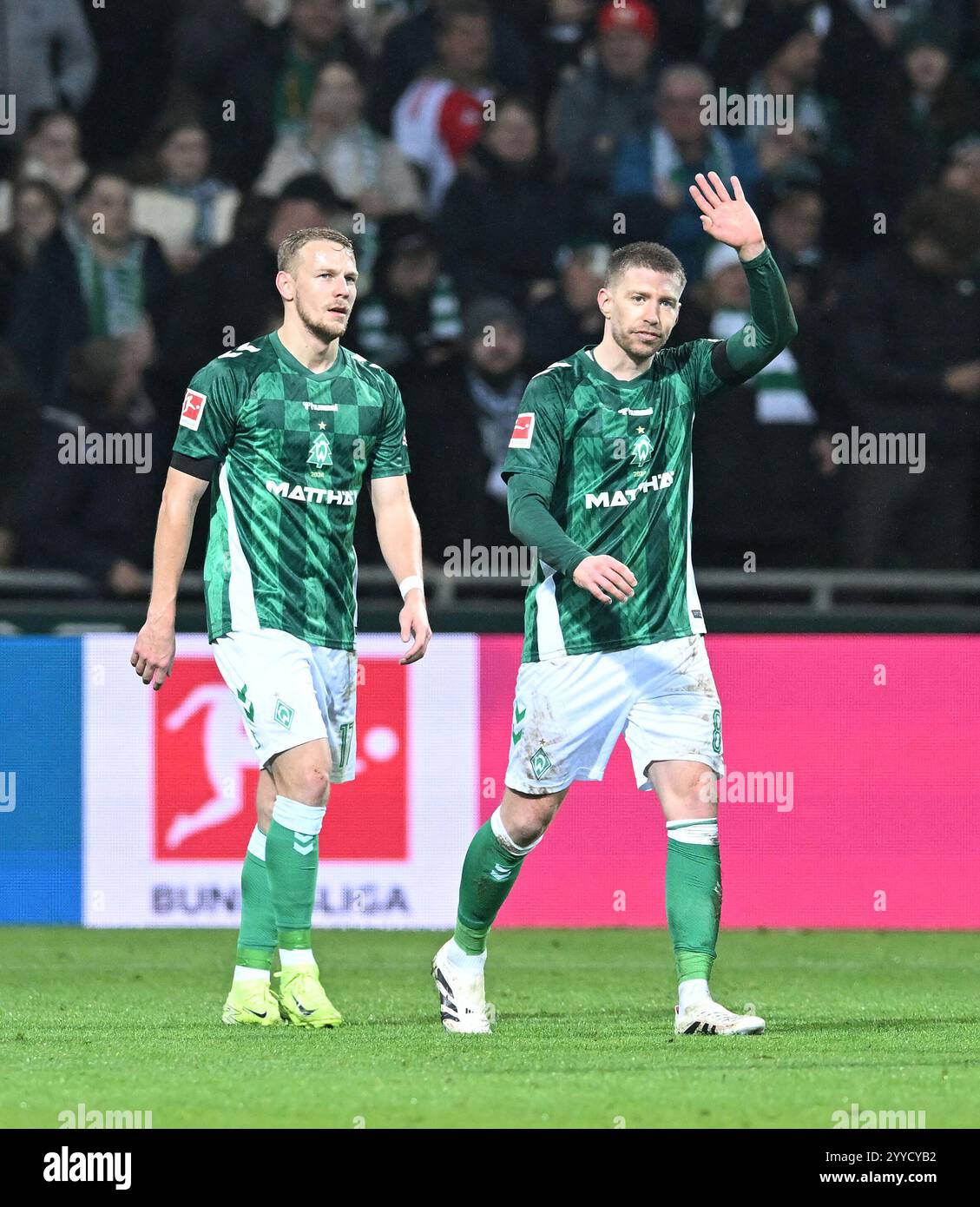 Bremen, Germany. 21st Dec, 2024. Soccer: Bundesliga, Werder Bremen - 1 ...