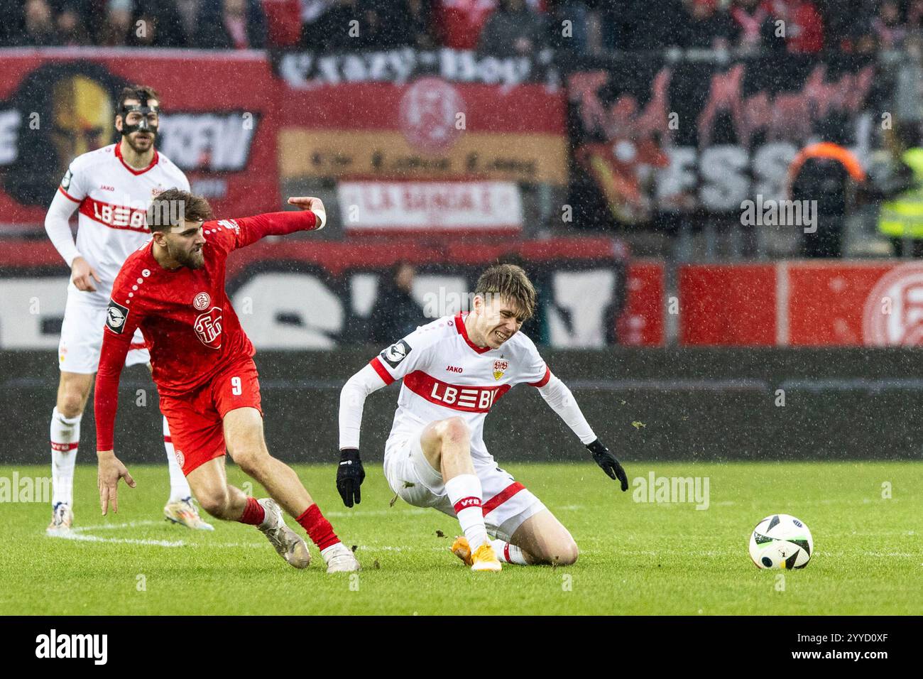 Essen, Deutschland. 21st Dec, 2024. Leonardo Vonic (Rot-Wei? Essen, 9 ...