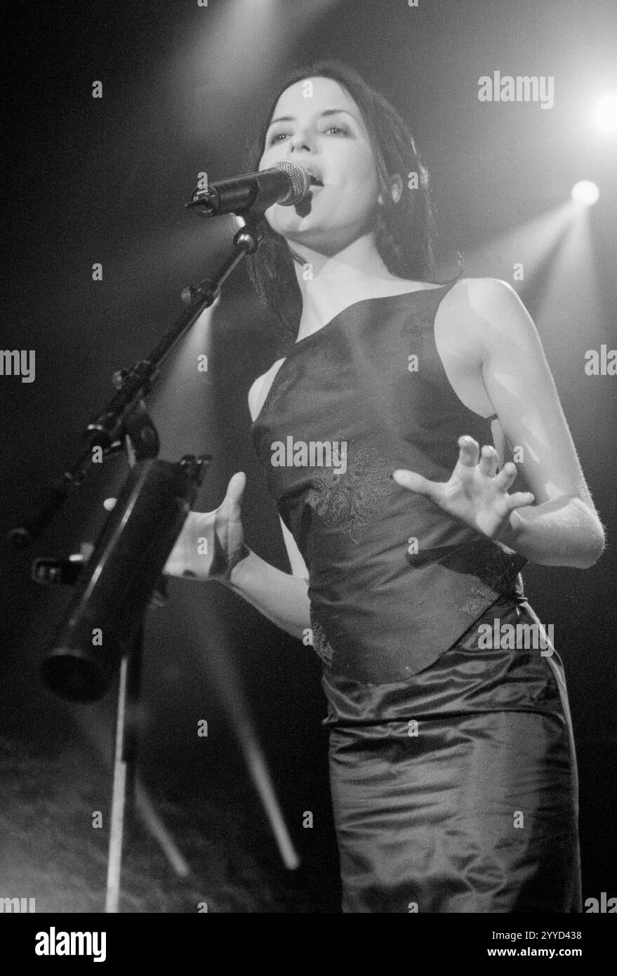 ANDREA CORR, THE CORRS, CONCERT, 1998: An early career photo of a young ...