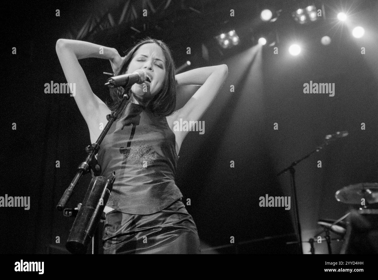 ANDREA CORR, THE CORRS, CONCERT, 1998: An early career photo of a young ...