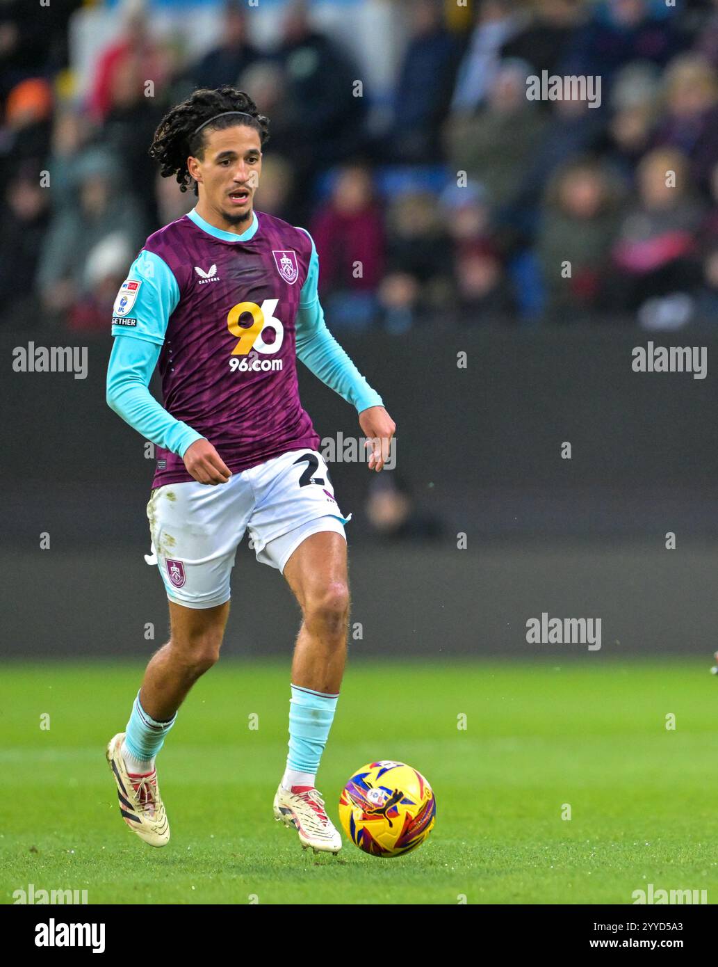 Turf Moor, Burnley, Lancashire, UK. 21st Dec, 2024. EFL Championship ...
