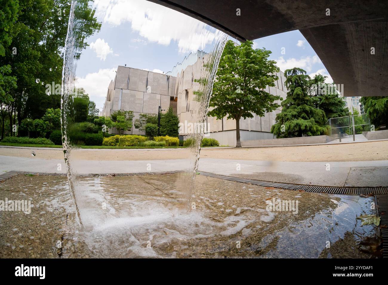 June 13 2023. An exterior view of the Barnes Foundation gardens, cherry ...