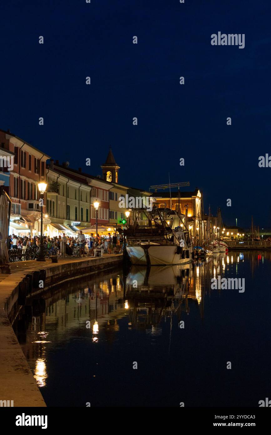 Night view famous canal port hi-res stock photography and images - Alamy