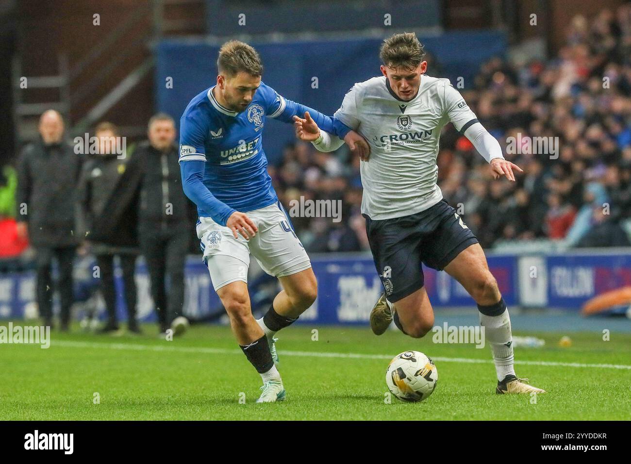 Glasgow, UK. 21st Dec, 2024. Rangers played Dundee at Ibrox stadium in ...