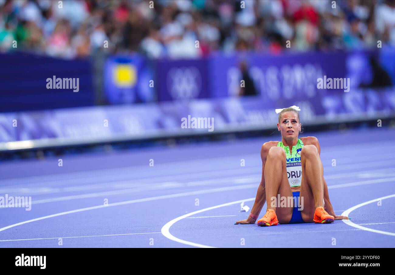 Anita Horvat participating in the 800 meters at the Paris 2024 Olympic ...