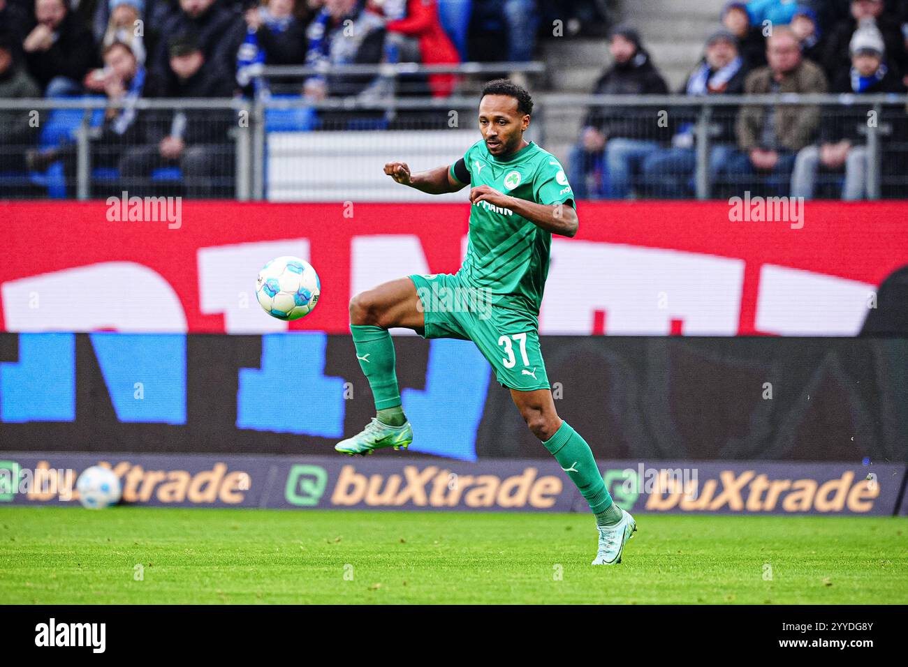 Julian Green (SpVgg Greuther Fuerth, #37) GER, Hamburger SV vs. SpVgg ...
