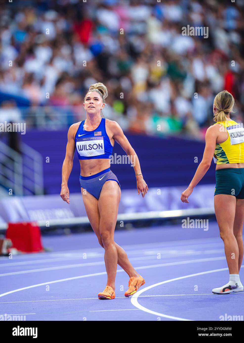 Allie Wilson participating in the 800 meters at the Paris 2024 Olympic ...