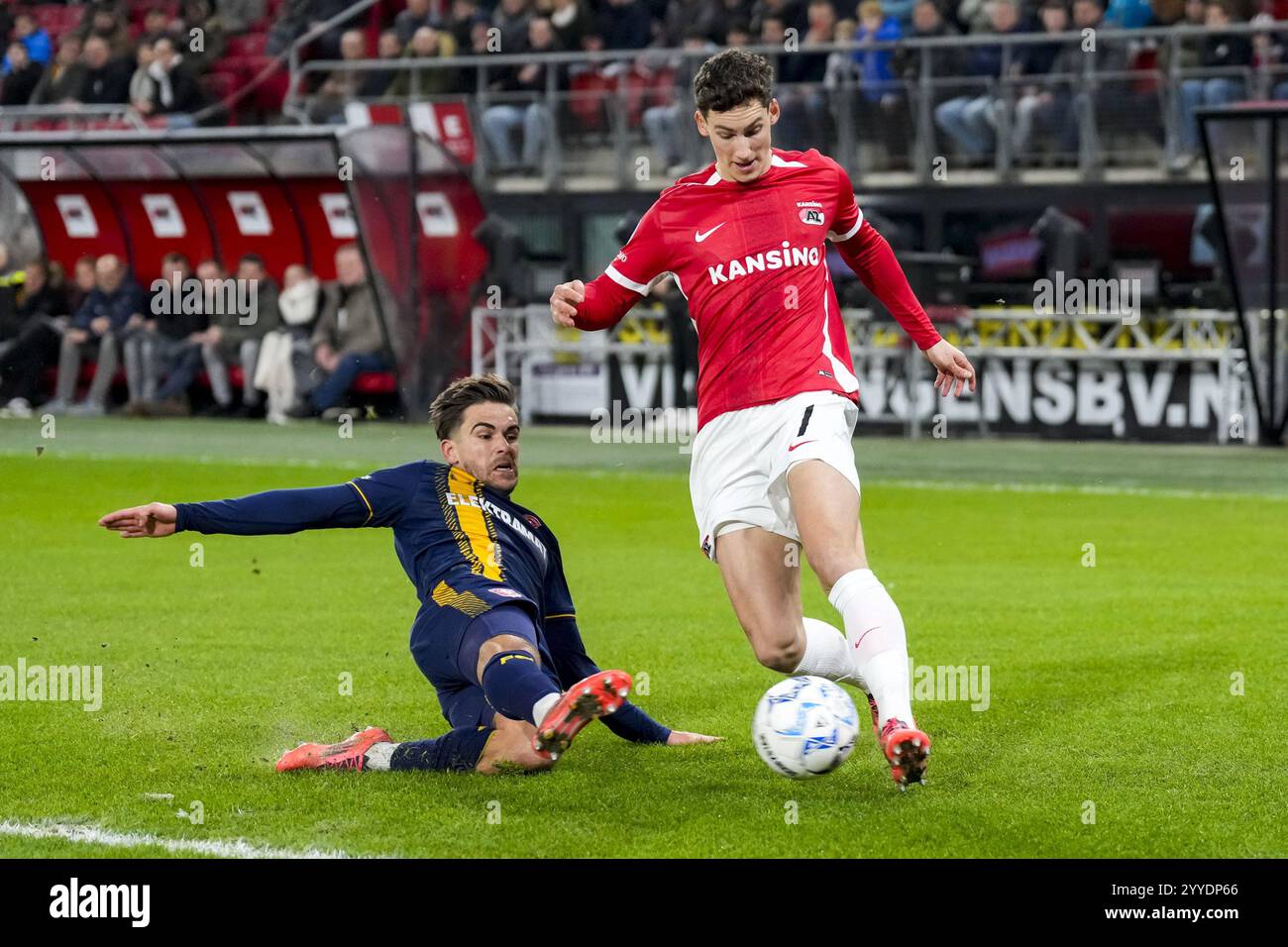Alkmaar, Netherlands. 21st Dec, 2024. ALKMAAR, 21-12-2024, AFAS stadium ...