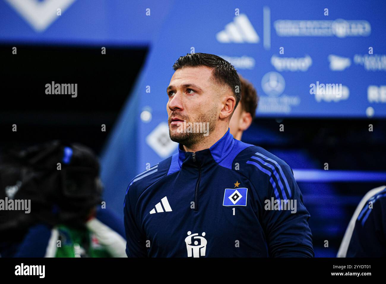 Hamburg, Deutschland. 21st Dec, 2024. Daniel Heuer Fernandes (Hamburger ...