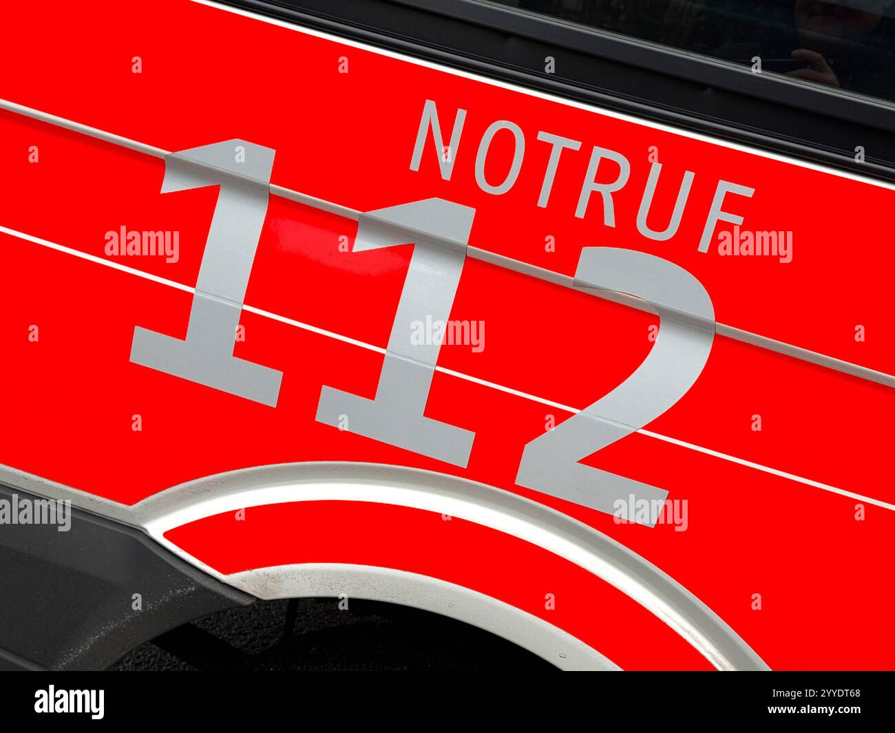 Notrufnummer 112 Rettungswagen *** Emergency number 112 Ambulance ...