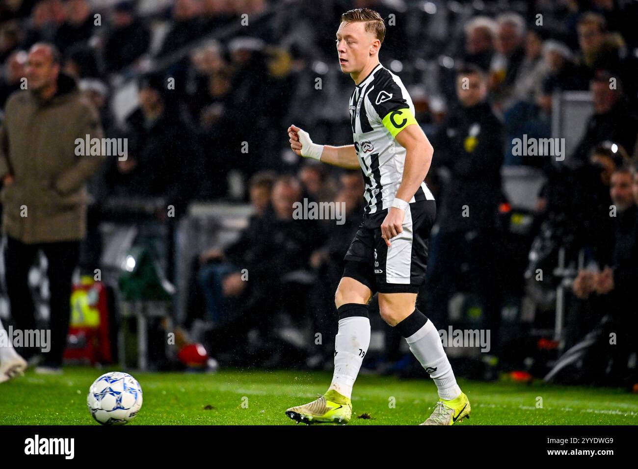 Almelo, Netherlands. 21st Dec, 2024. ALMELO, Stadium Asito, 21-12-2024 ...