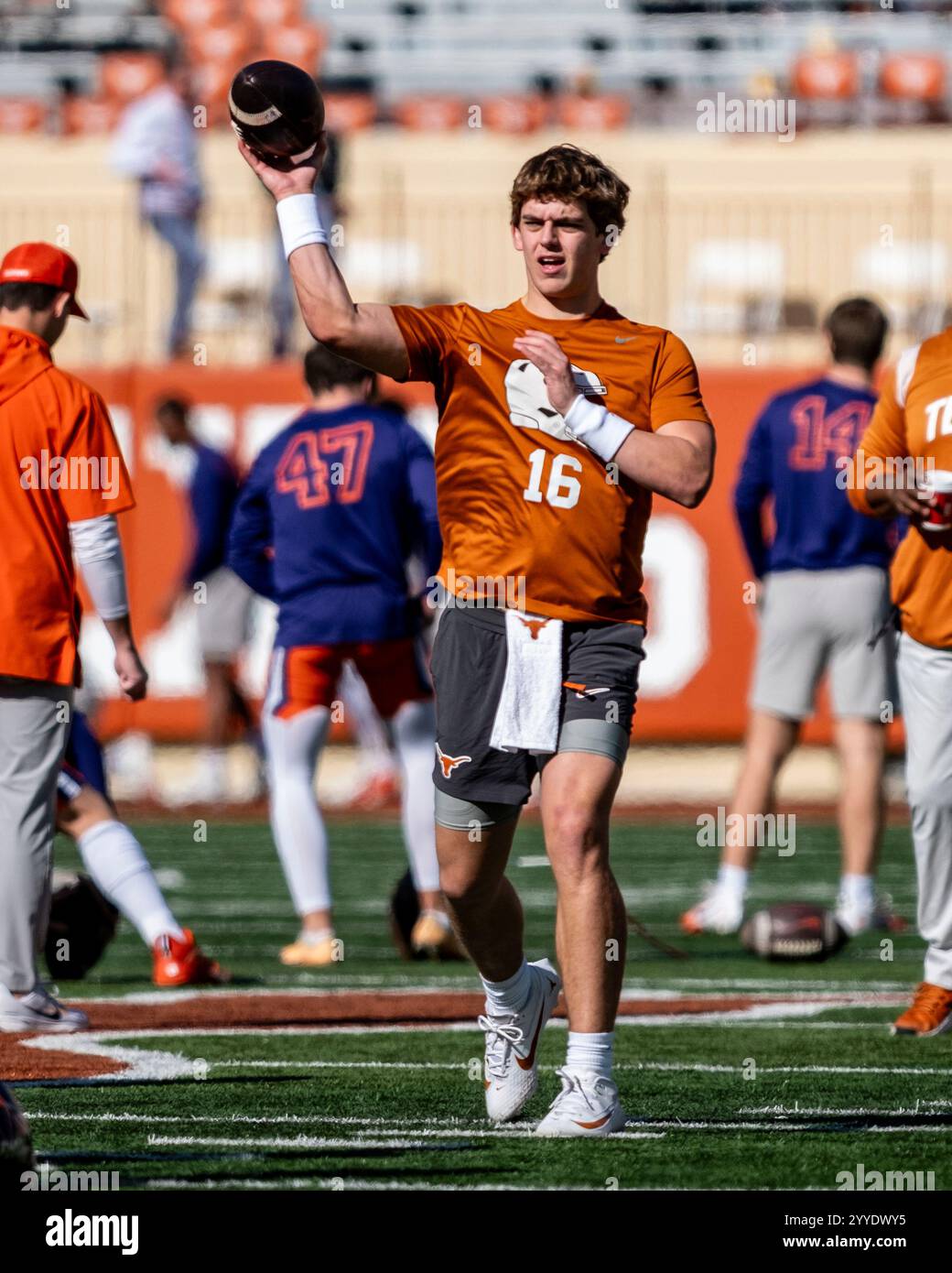 Dec 21, 2024.Arch Manning #16 of the Texas Longhorns during warmups before the game vs the ...