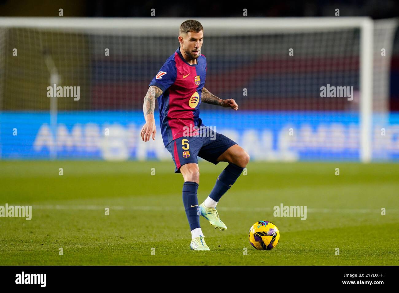 Barcelona, Spain. 21st Dec, 2024. Inigo Martinez of FC Barcelona during ...