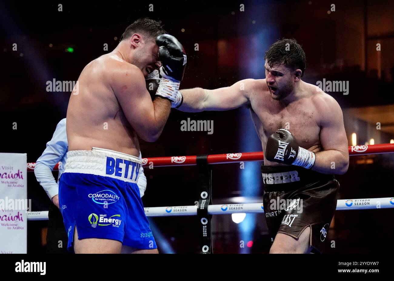 Johnny Fisher (right) and Dave Allen during the WBA Inter-Continental ...
