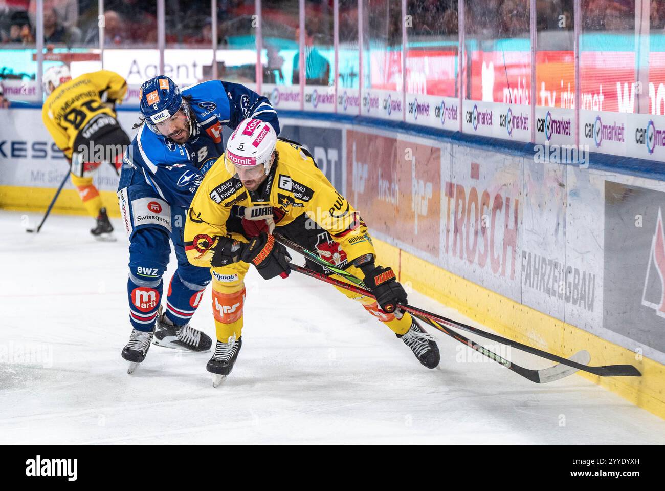 21/12/2024, Zurich, Swiss Life Arena, NL: ZSC Lions - SC Bern, #8 Willy ...