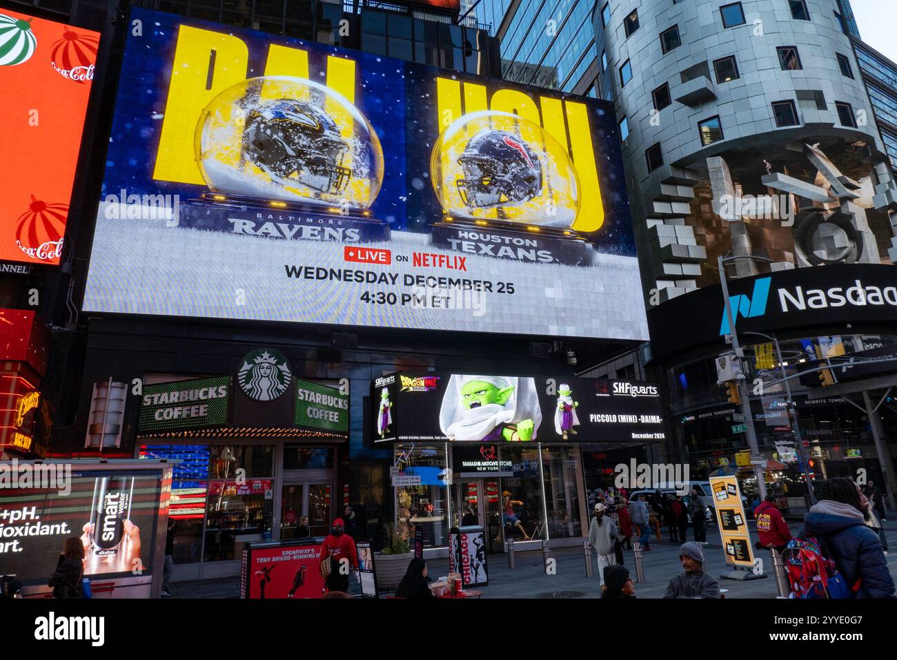 Electronic Advertising Billboards in Times Square, NYC, USA, 2024 Stock ...