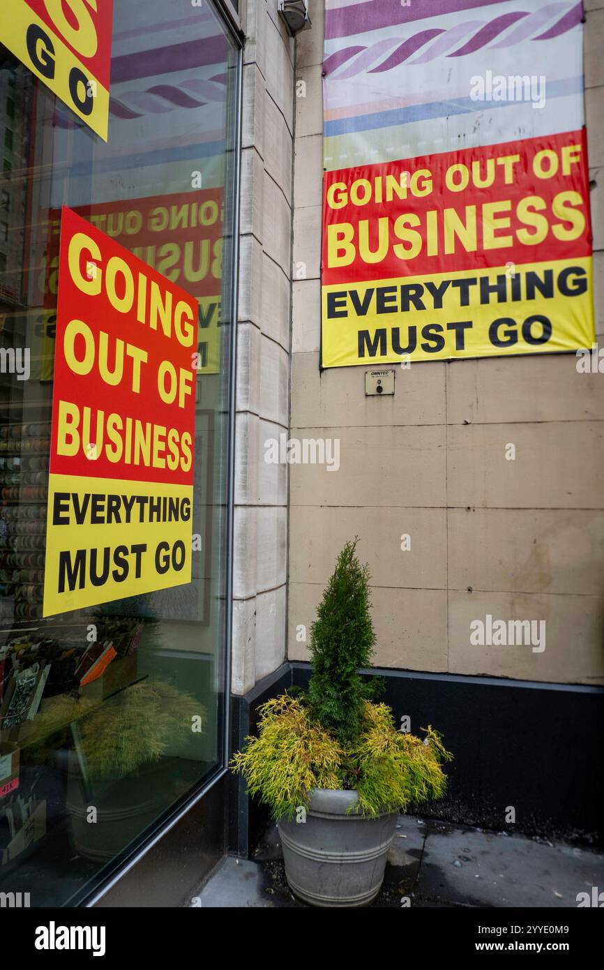 Going out of business signage on a Midtown Manhattan storefront, 2024 ...