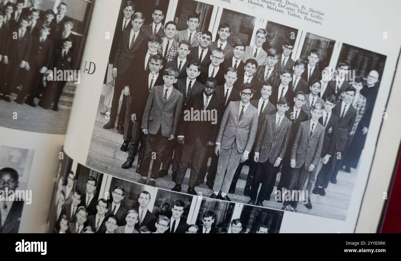 Yearbook high hi-res stock photography and images - Alamy