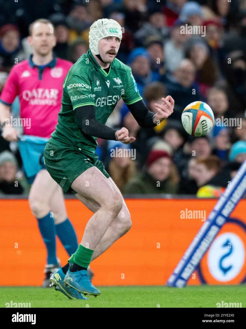 Dublin, Ireland. 21st Dec, 2024. Mack Hansen of Connacht passes the ...