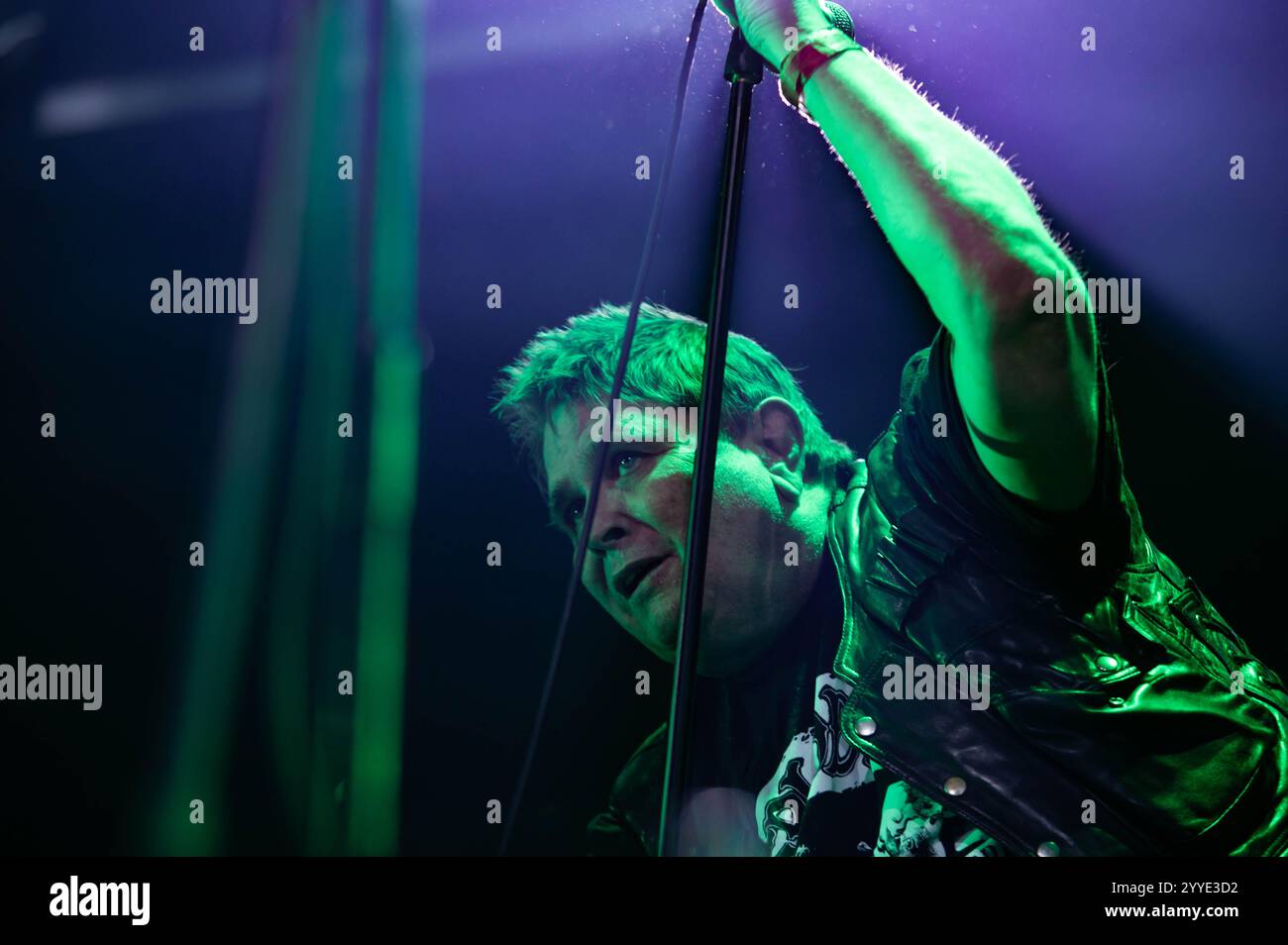 London, United Kingdom. 21st Dicember 2024. Max Splodge opens the ska ...