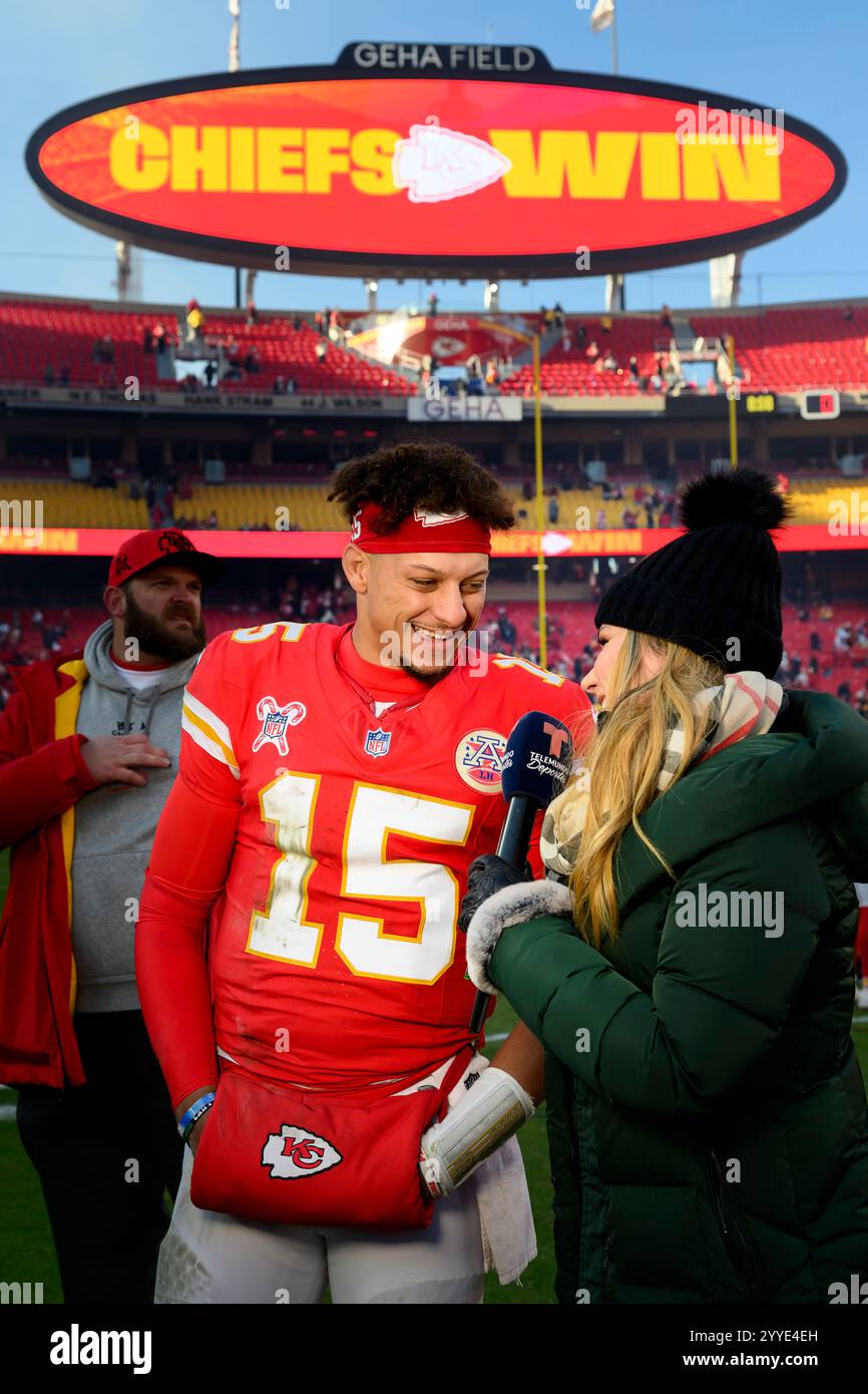 Kansas City Chiefs quarterback Patrick Mahomes (15) gives an interview ...