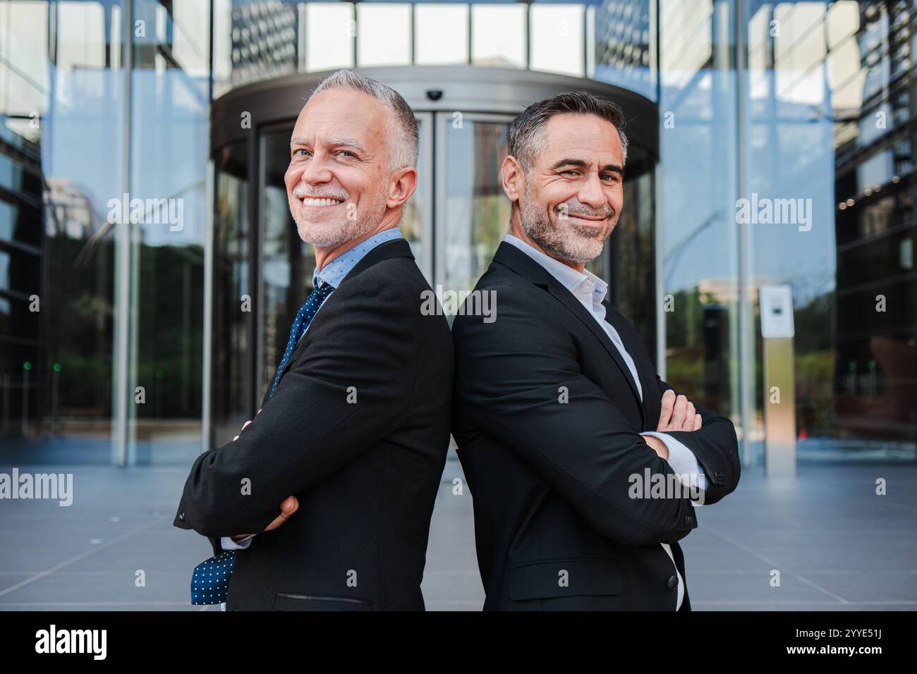 Photo businessmen in suits hi-res stock photography and images - Alamy
