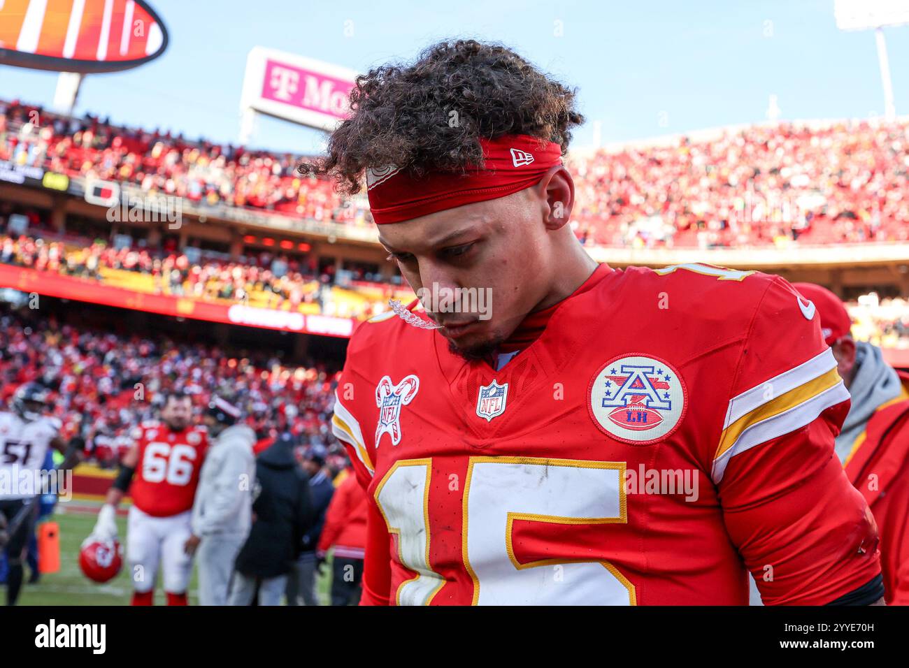 Kansas City, MO, USA. 21st Dec, 2024. Kansas City Chiefs quarterback ...