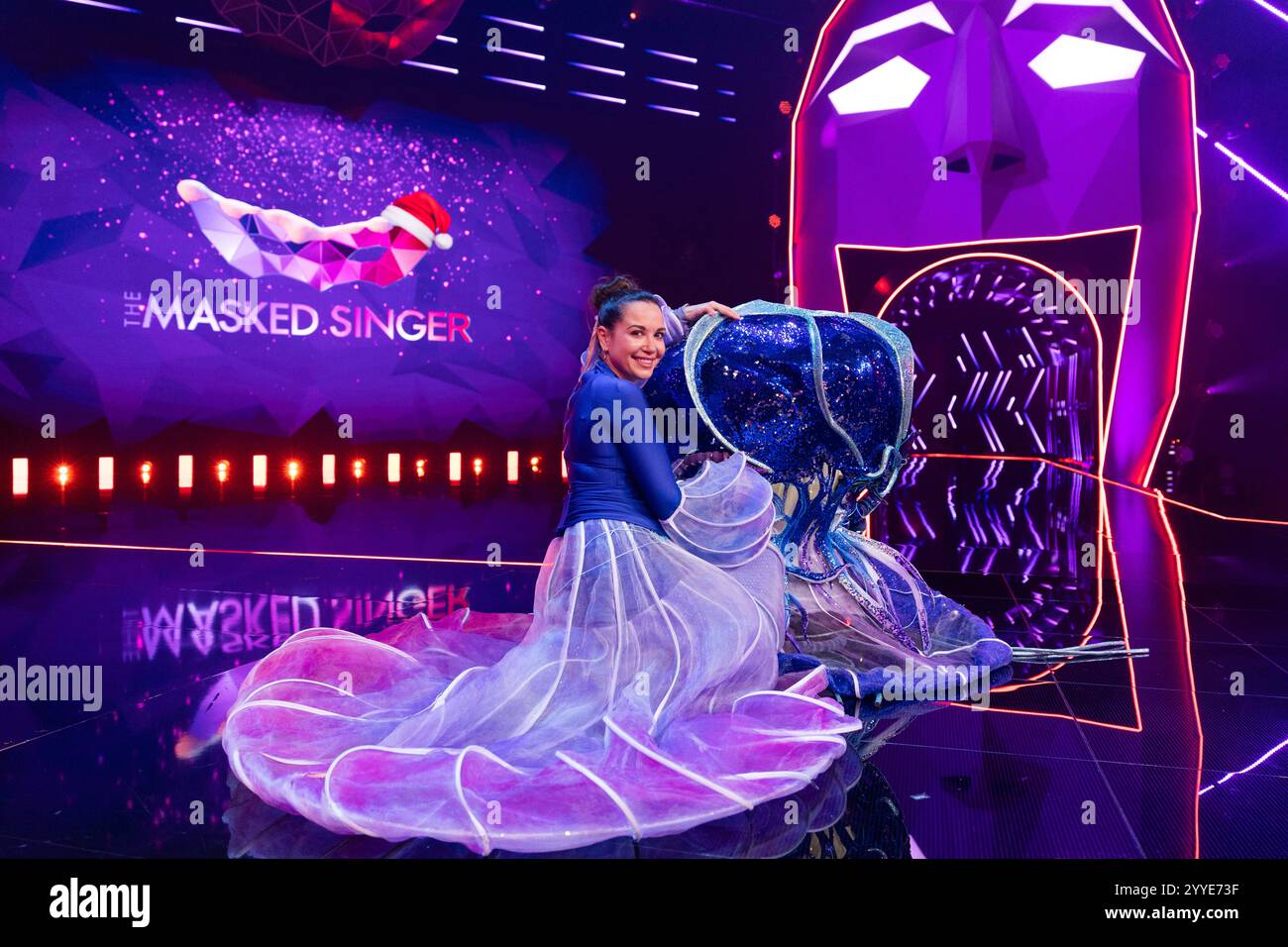 21 December 2024, North Rhine-Westphalia, Cologne: Singer Mandy ...