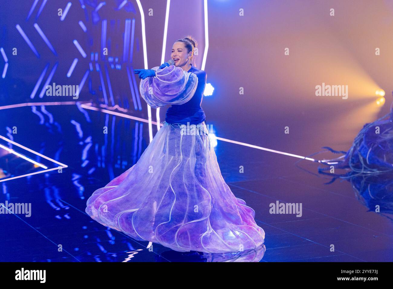 Cologne, Germany. 21st Dec, 2024. Singer Mandy Capristo appears on ...