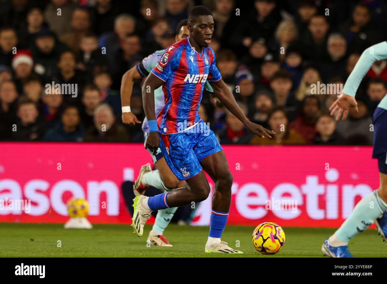 Ismaila Sarr of Crystal Palace on the ball during the Premier League ...