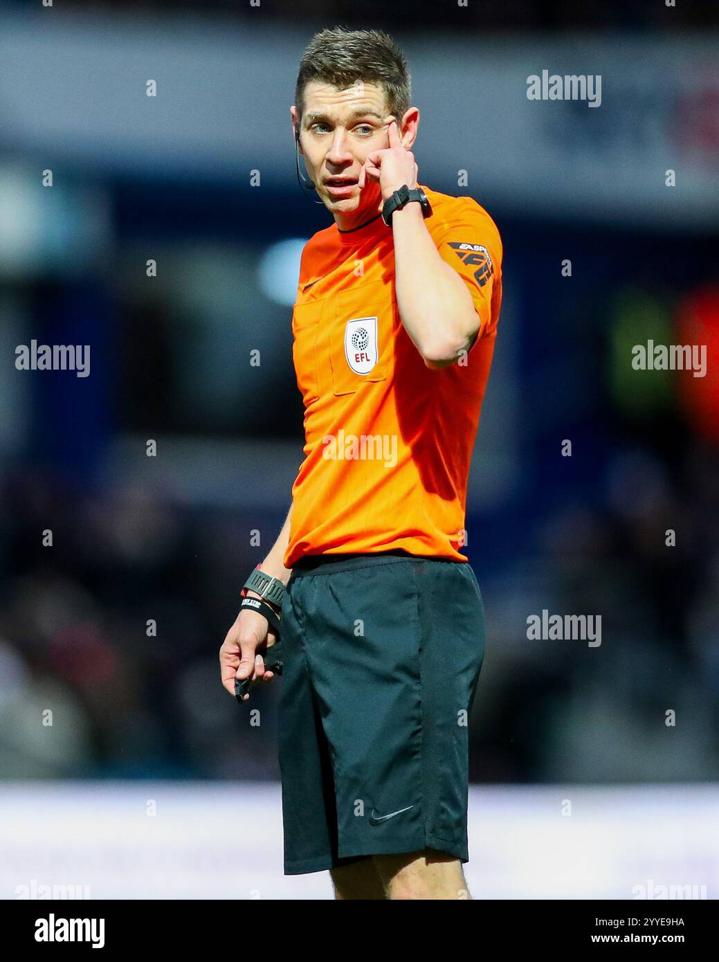 London, UK. 13th Nov, 2023. Referee Matt Donohue looks on during the ...