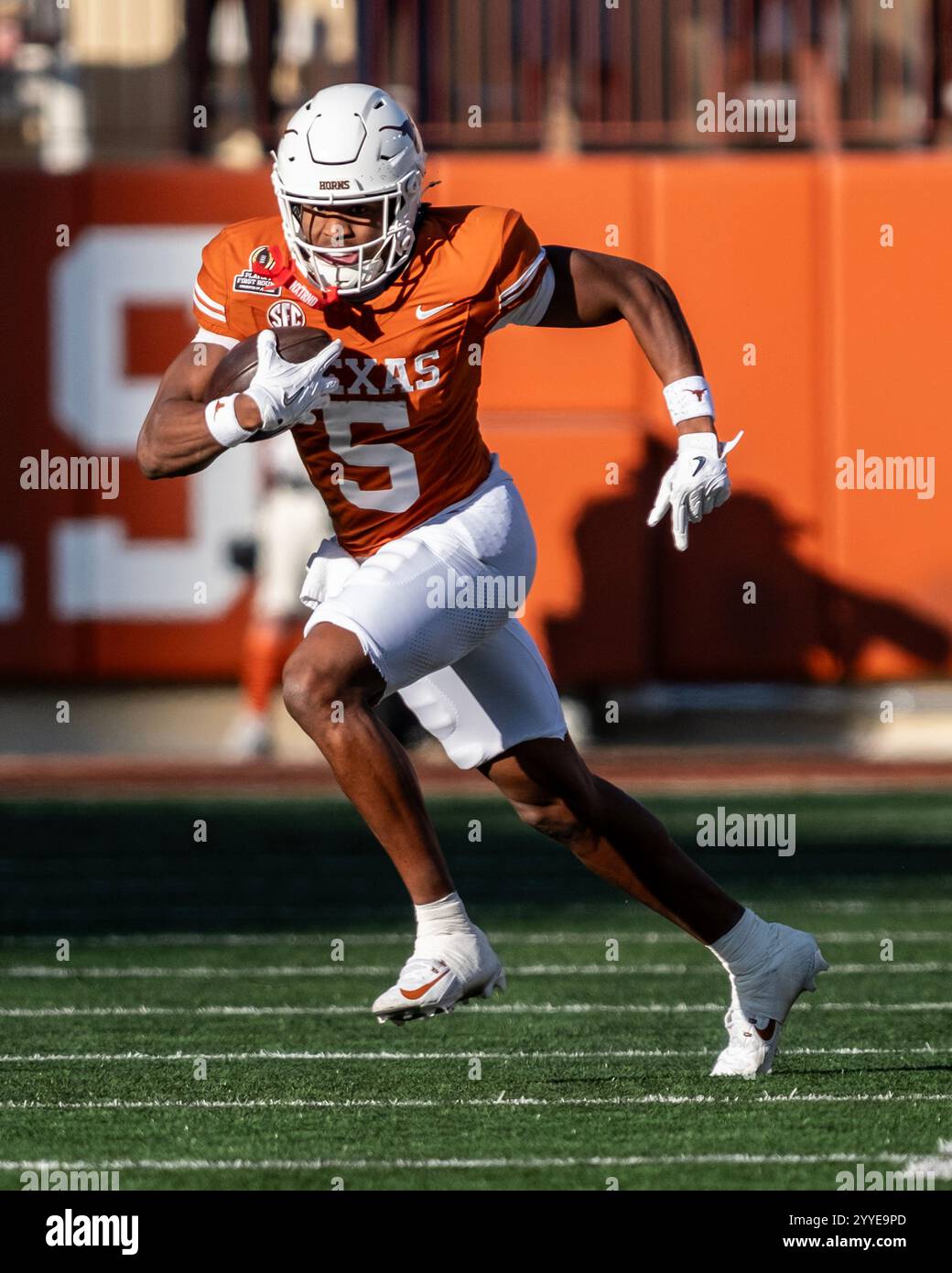 Dec 21, 2024.Ryan Wingo #5 of the Texas Longhorns in action vs the ...