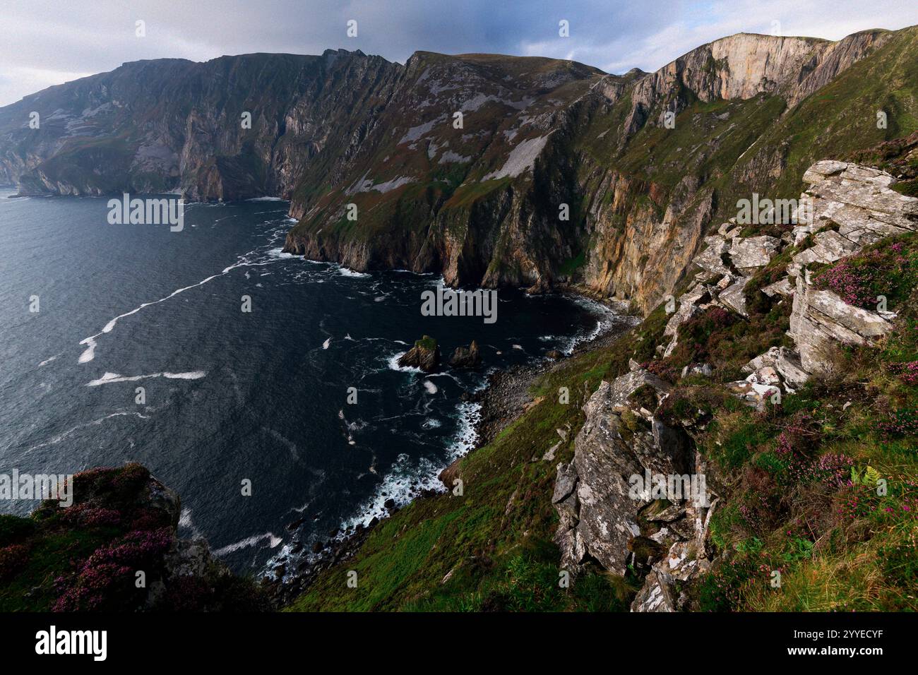 Jagged remnants of stone hi-res stock photography and images - Alamy