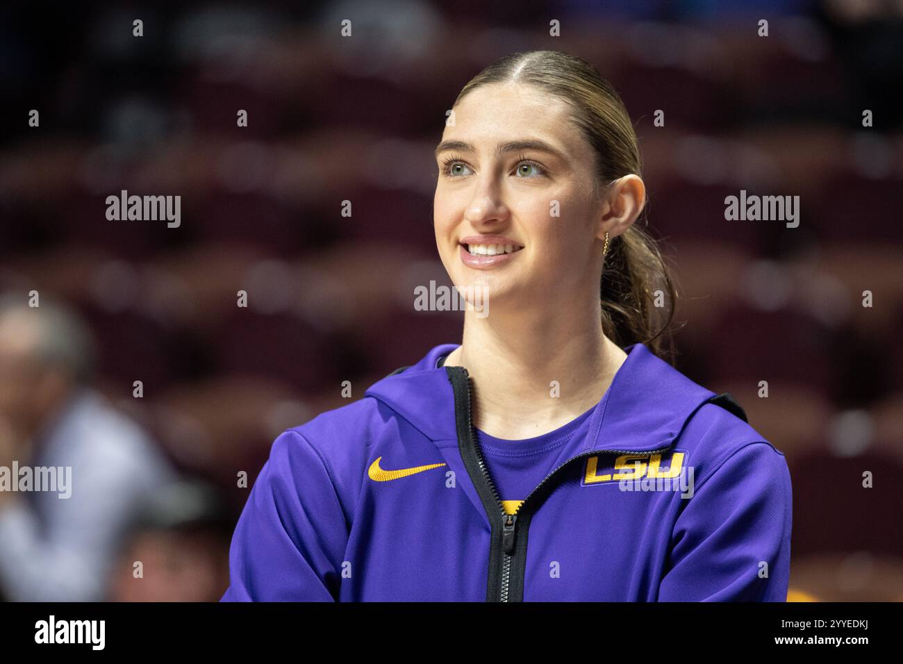 Uncasville, CT, USA. 17th Dec, 2024. LSU Tigers guard Izzy Besselman ...