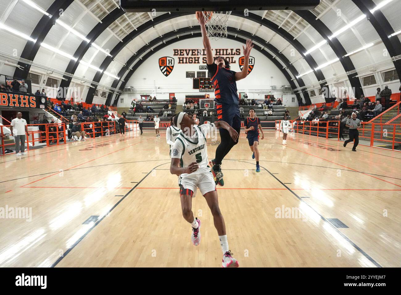 Eastvale Roosevelt guard Brayden Burries (5) shoots the ball against ...