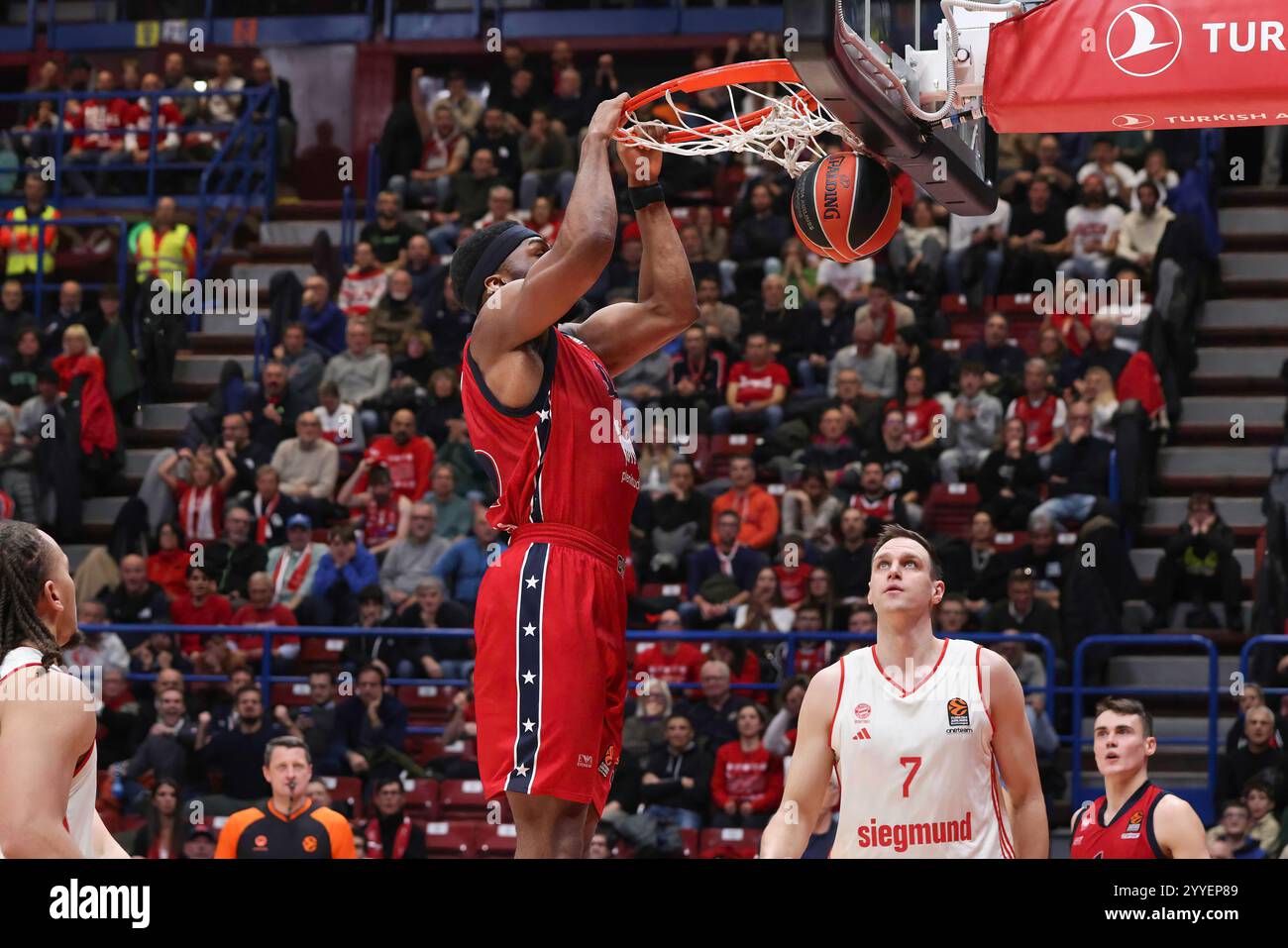 Milan, Italy. 21st Dec, 2024. Italy, Milan, 2024-12-20: Josh Nebo ...