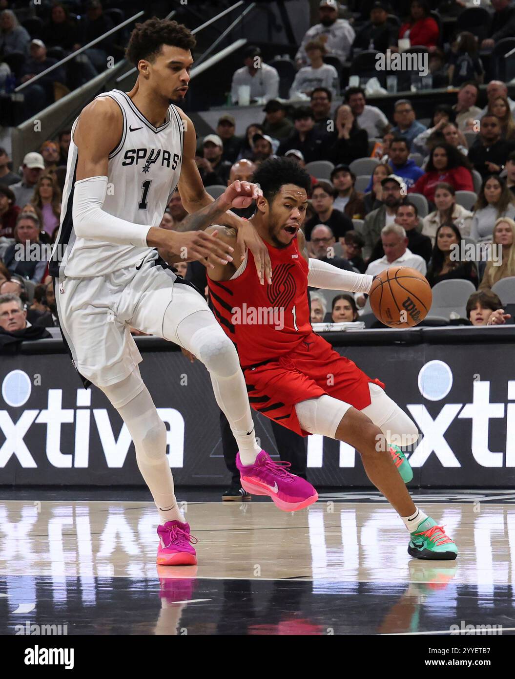 Portland Trail Blazers guard Anfernee Simons (1) clashes with San ...