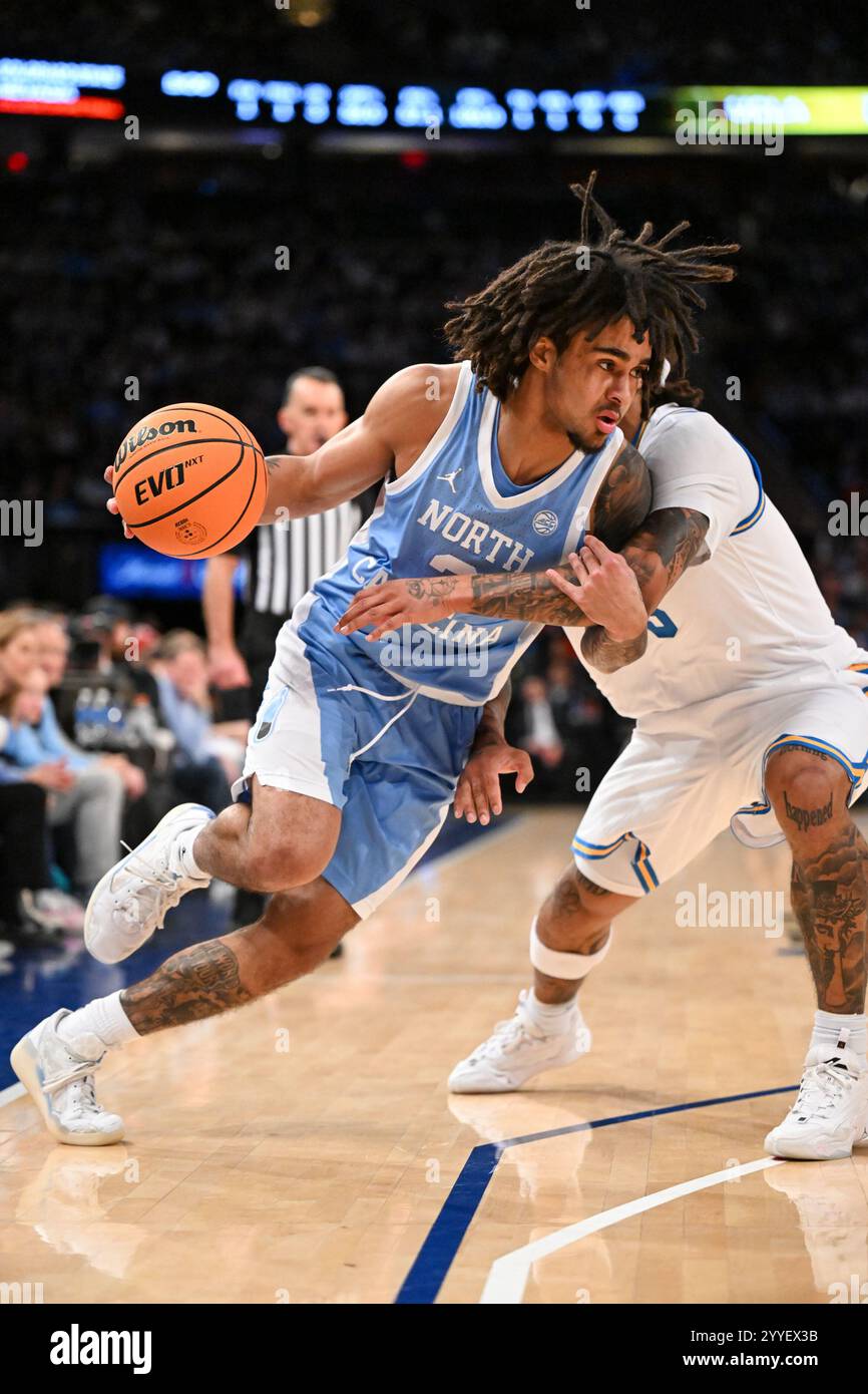 New York, Ny, USA. 21st Dec, 2024. ELLIOT CADEAU 3 SO. G OF UNIVERSITY ...