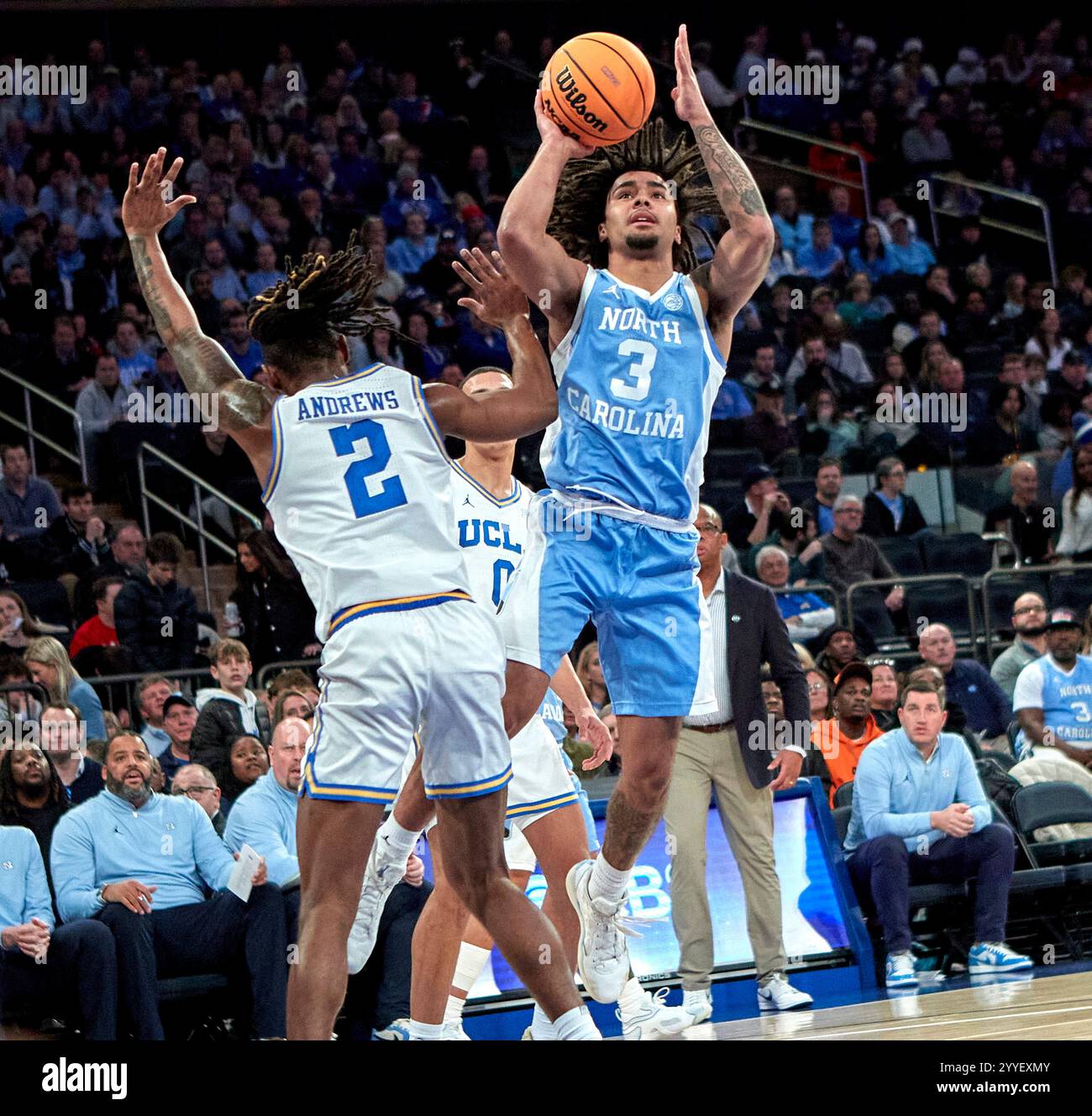 North Carolina Tar Heels guard Elliot Cadeau (3) shoots against UCLA ...