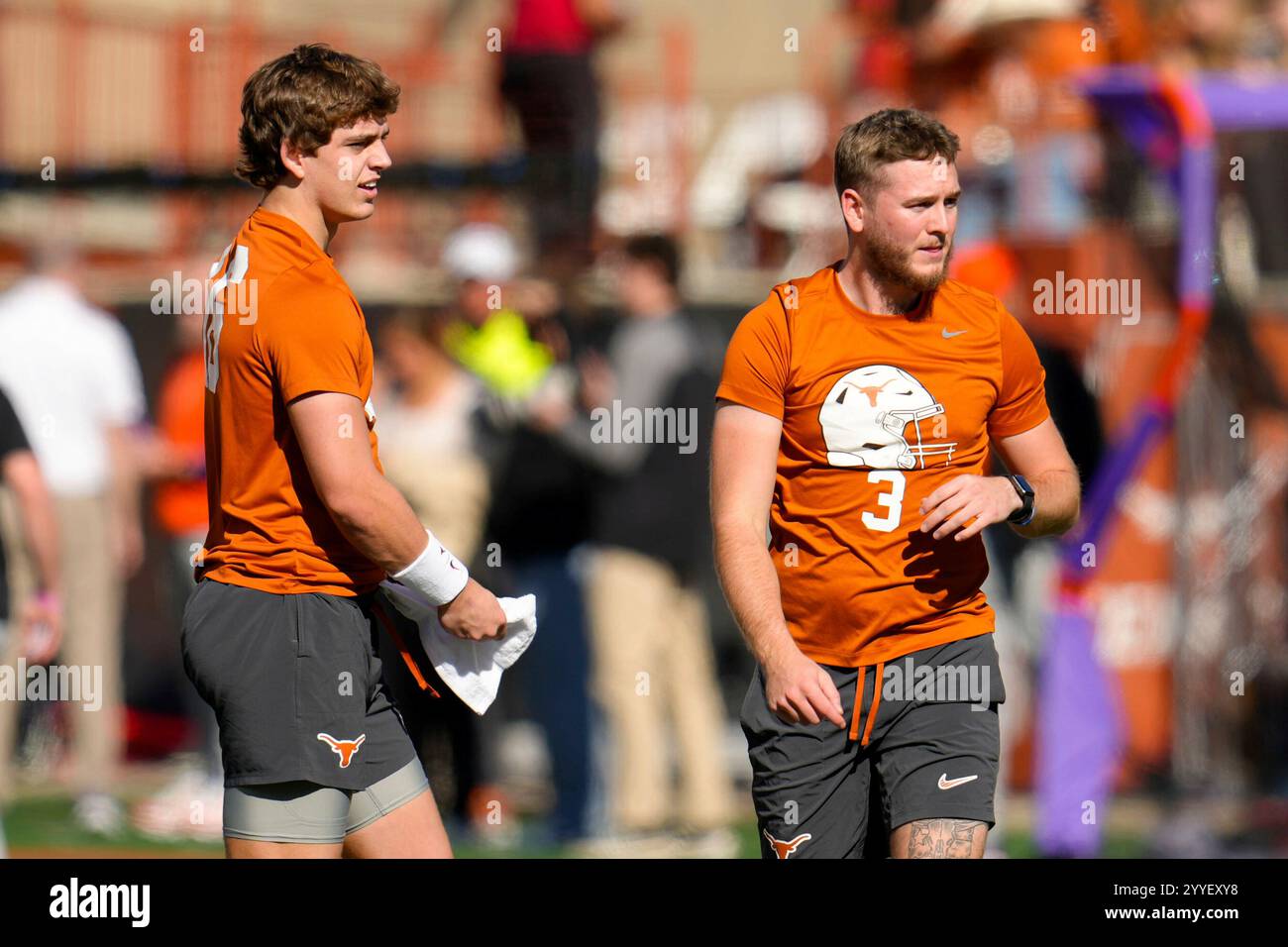 Arch manning texas hi-res stock photography and images - Alamy