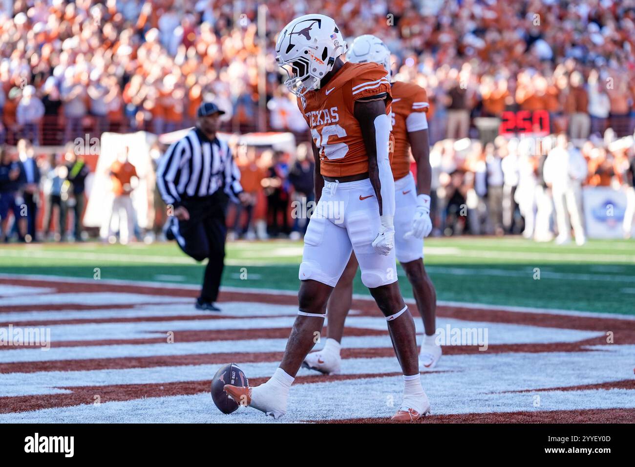 Austin, Texas. 21st Dec, 2024. Texas running back Quintrevion Wisner ...