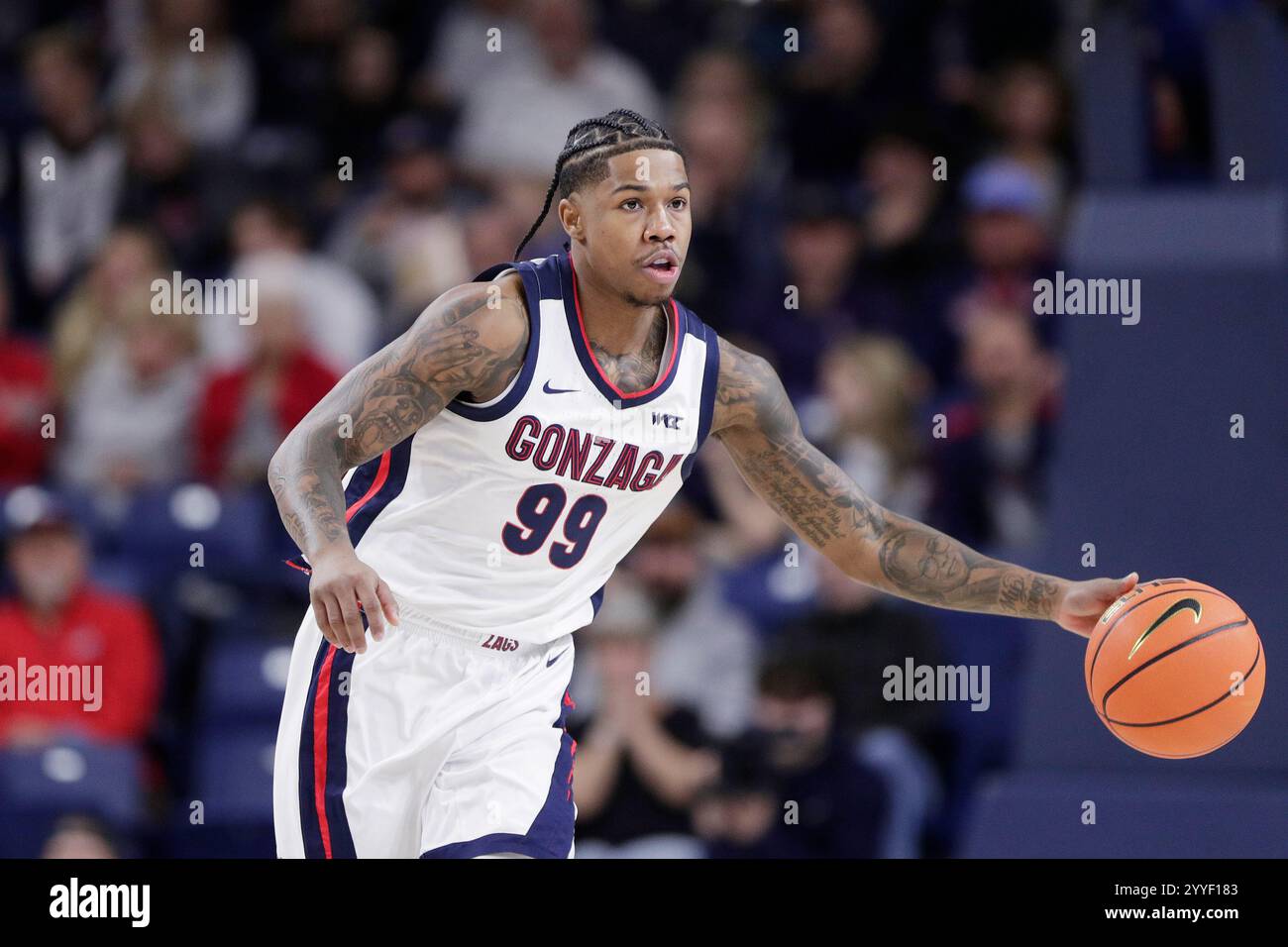 Gonzaga guard Khalif Battle (99) controls the ball during the second ...