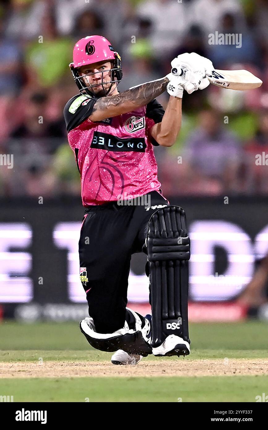 Sydney, Australia. 21st Dec, 2024. Josh Philippe of Sydney Sixers bats ...