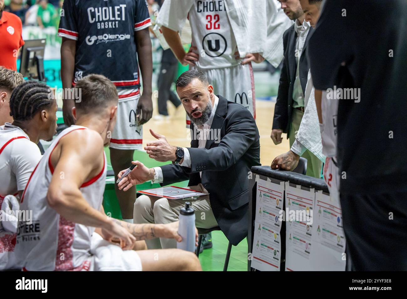 (C) Denis TRASFI / MAXPPP - au Palais Des Sports de Nanterre le 21-12 ...