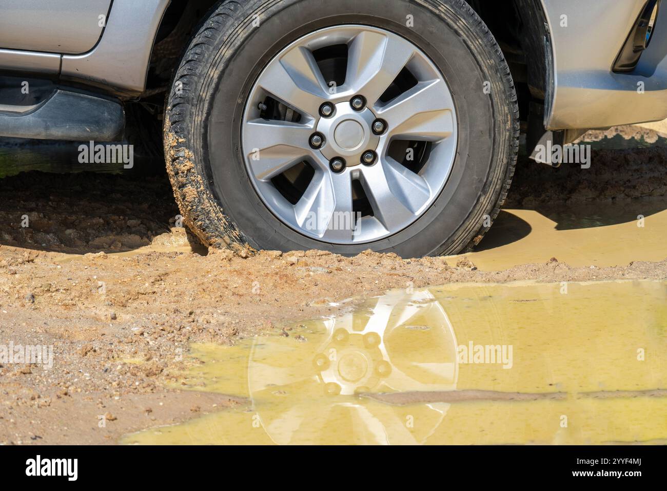Suv rides hi-res stock photography and images - Alamy