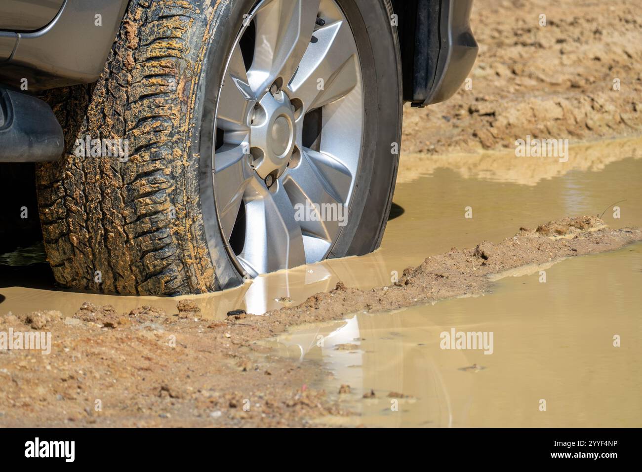 Suv rides hi-res stock photography and images - Alamy