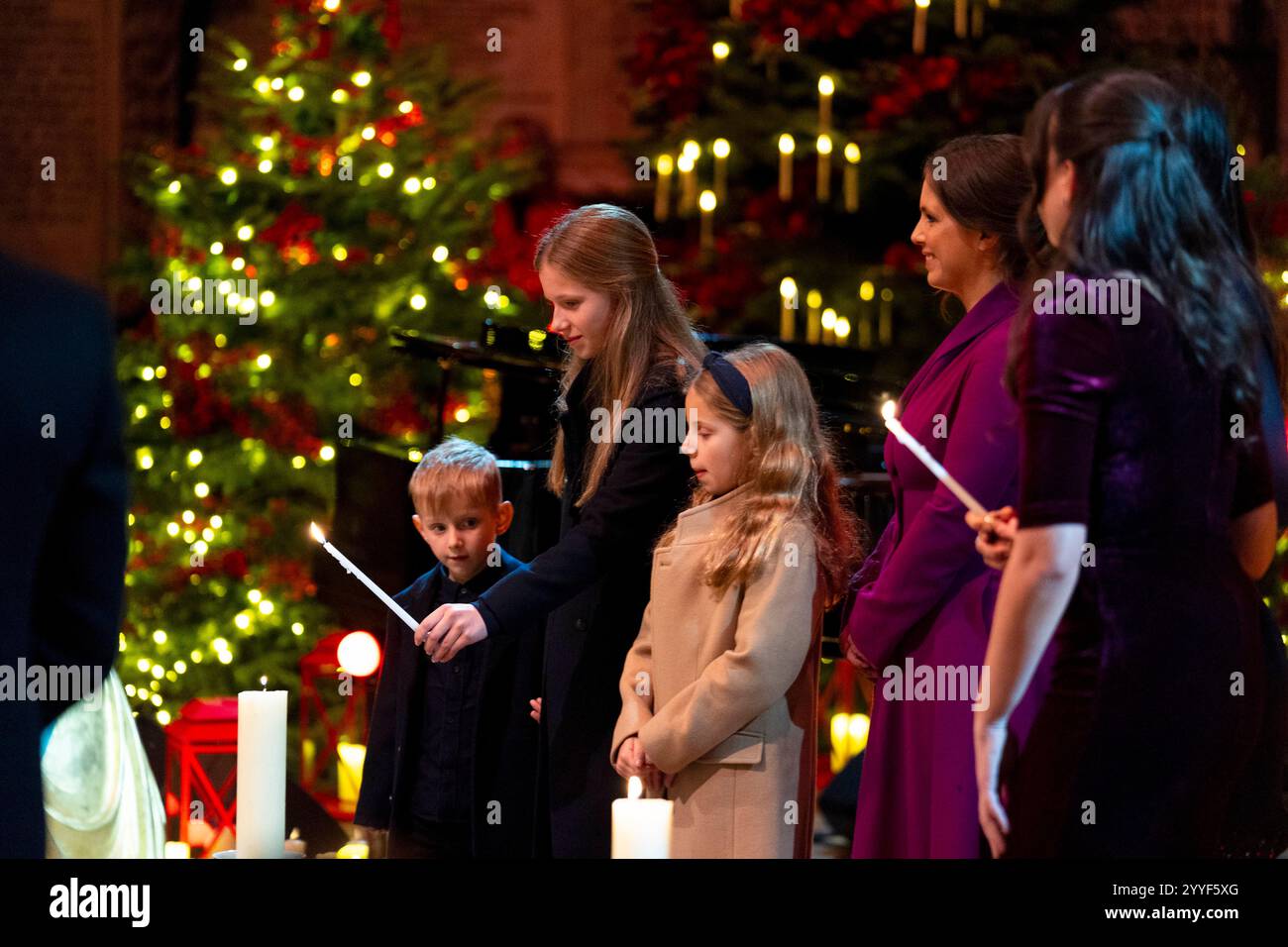 Rob Burrow's wife Lindsey Burrow with their children Macy, Maya, and ...